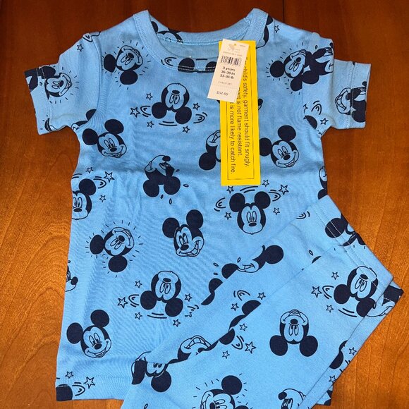 GAP | Pajamas | Boys Size 3t Mickey Mouse Summer Pj Short Set | Poshmark